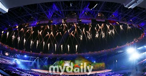 Md포토 아시안게임 개막을 축하하는 불꽃쇼