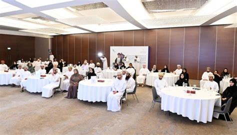 صحيفة الشبيبة وحدة متابعة تنفيذ رؤية عُمان 2040 تنظم حلقة عمل لمناقشة