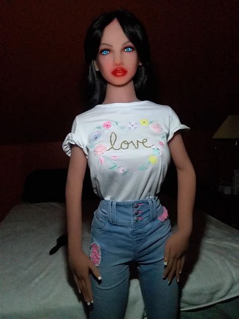 New Outfit For Hannah R Sexdolls