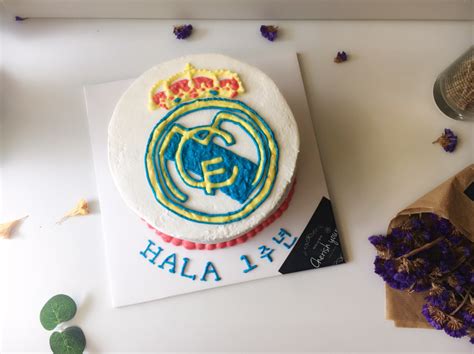 부산 서면 축구마크케이크 레알마드리드 체리쉬유어 네이버 블로그