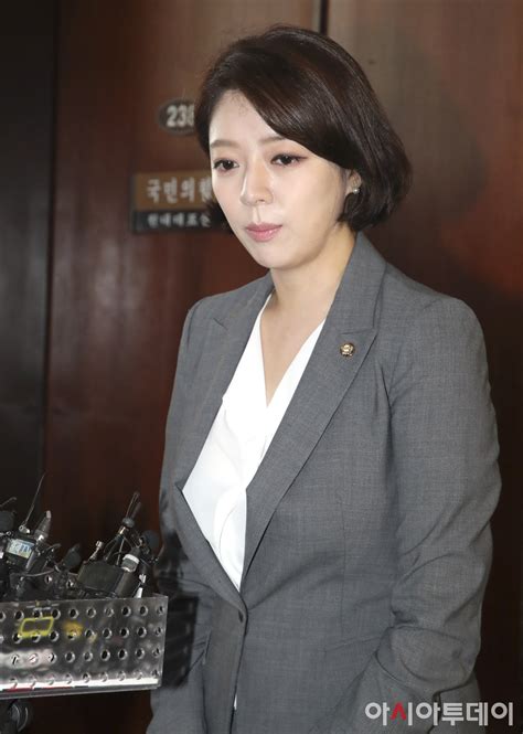 [포토] 배현진 국민의힘 최고위원 사퇴 아시아투데이