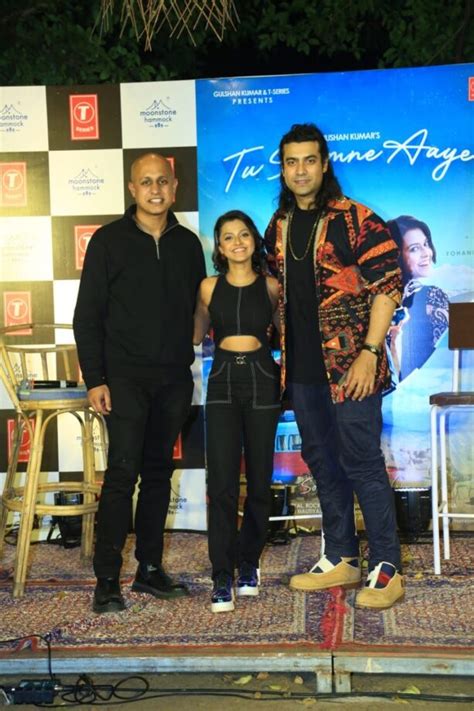 Tu Saamne Aaye Jubin Nautiyal And International Singer Yohani Take A
