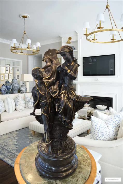 ‎فروشگاه نورى تاکه‎ ‎مجسمه برنزی مجسمه مجسمهدکوری مجسمهبرنز