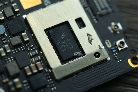 5000mAh内置安全加密芯片金立M6拆解2699元 快科技 科技改变未来