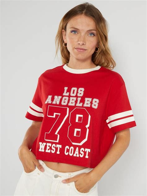 T Shirt Cropped Top Rouge Kiabi 500€