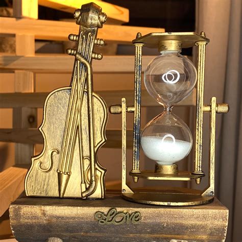 Музикален сувенир цигулка и пясъчен часовник Musicts Bg Подаръци за музиканти и меломани