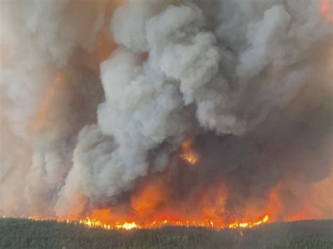 Wildfire Updates Air Quality In Calgary To Worsen Fire Ban Issued For Much Of Alberta B C