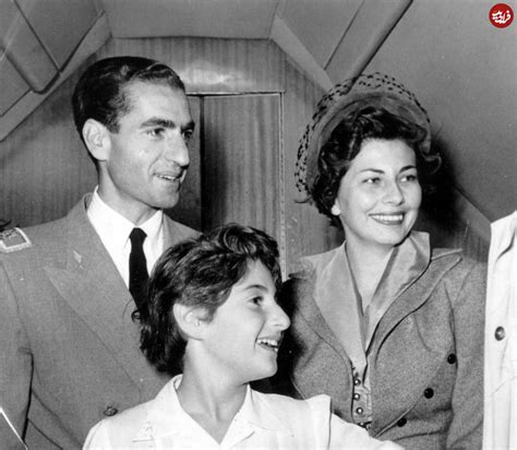 عکس؛ سفر در زمان؛ شهناز پهلوی در کنار پدر و نامادری اش؛ سال 1331