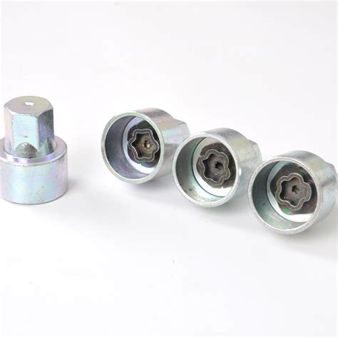 适用于宝马轮胎防盗螺丝套筒1 2 3 6 7系x1 x3 x5 x6 5系梅花工具 虎窝淘