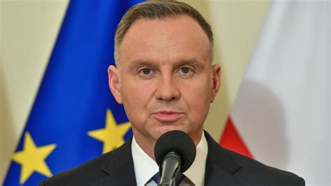 14 emerytura na stałe Prezydent Andrzej Duda zadecydował Wiadomości