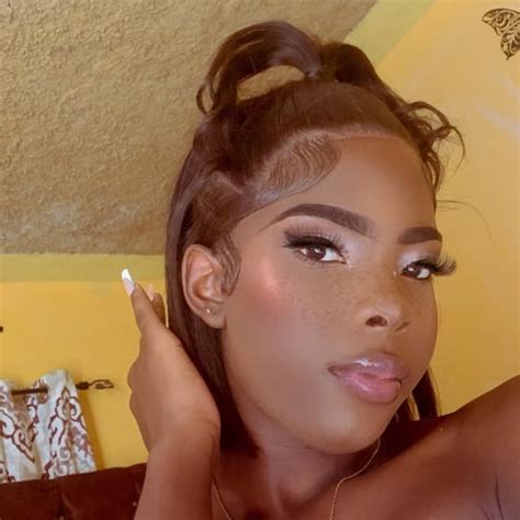 Bre Bre 03 On Threads