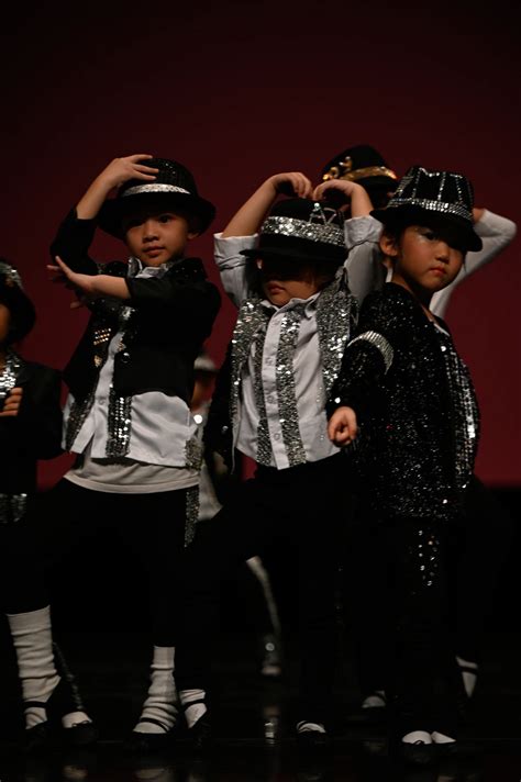 香港莎莎舞蹈團 屯門拉丁舞 屯門標準舞 Natd舞蹈考試