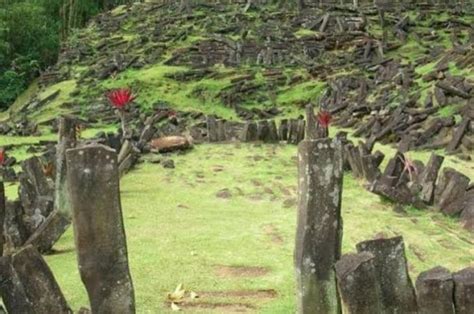 Misteri Batu Listrik Di Situs Gunung Padang Jejak Tersembunyi Di