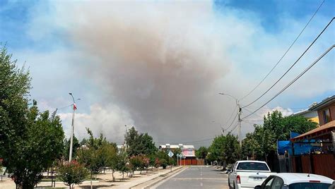 Decretan Alerta Roja Por Incendio Forestal En Sector La Candelaria