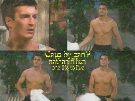 Eyecons FRIDAY FAB 40 NATHAN FILLION