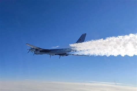俄国防部：俄战略轰炸机在日本海上空飞行7小时新闻频道央视网
