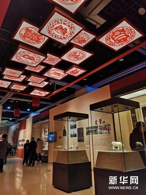 重慶中國三峽博物館「金豬賀歲」迎新春 每日頭條