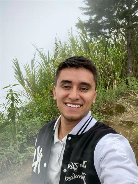 Te Ha Enviado Un Mensaje Me Interesa Un Montón Tu Perfil Por Eso Te