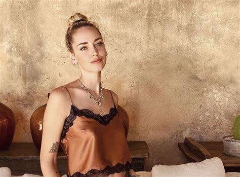 Chiara Ferragni Il Dettaglio Sexy Che Notano I Fan A Noto
