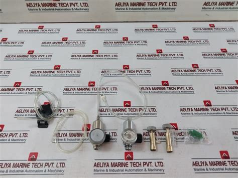 Rae C 10 1 Lpm Fixed Flow Regulator Set