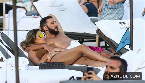 Jessica Ledon And Ariadna Gutierrez Have A Pda Filled Beach Day With