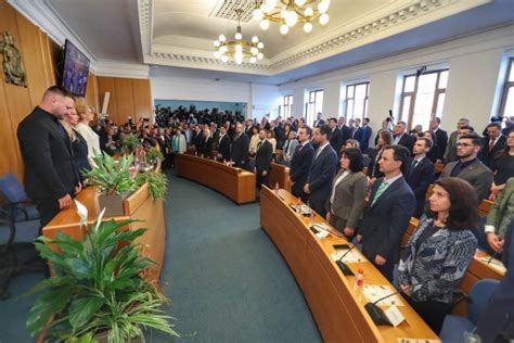 ОТ ПОСЛЕДНИТЕ МИНУТИ Сглобката в СОС е факт избраха Цветомир Петров