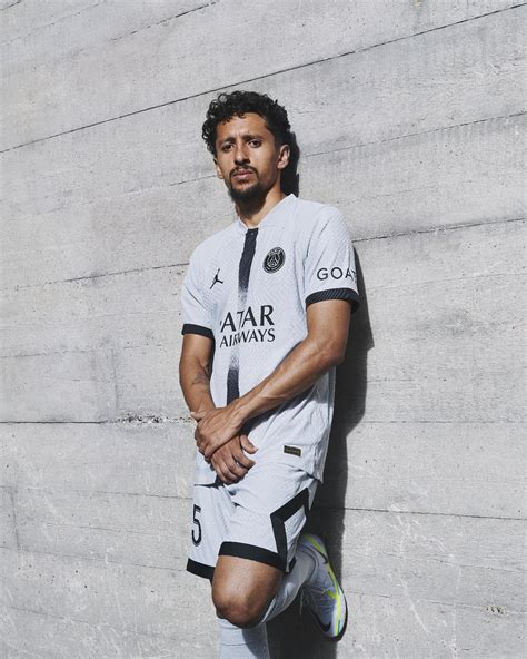 Camiseta Visitante Paris Saint Germain 2022 23