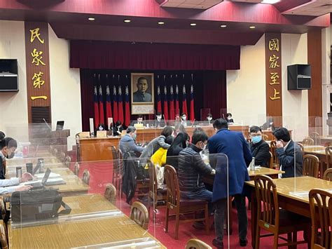 國民黨挺18歲公民權入憲 反對草率降低修憲門檻 政治快訊 要聞 Nownews今日新聞