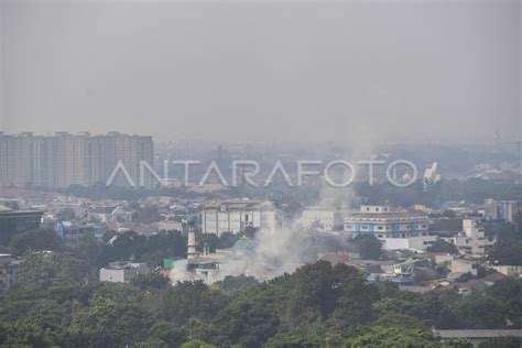 Pj Gubernur DKI Jakarta Siapkan Strategi Atasi Polusi Udara ANTARA Foto
