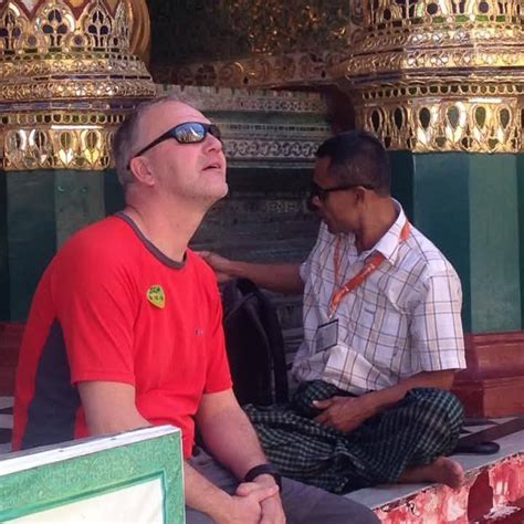 ရိုးမအိမ်ယာ 6 ခန်းတွဲ သုခအောင် အိမ်ခြံ မြေအကျိုးဆောင် Facebook