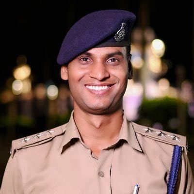 VIDEO He Did Not Let Me Sleep Empty Stomach DSP Santosh Patel Meets