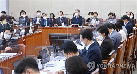 노인일자리 개편 공방패륜 예산 Vs 양보다 질로 진화해야종합 나무뉴스