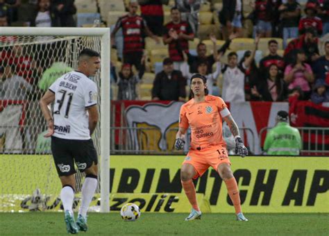 Veja Fotos Do Jogo Entre Flamengo E Corinthians Pelo Brasileirão