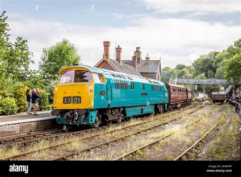 Br Class 52 No D1040 Western Queen Waits At Highley Station On The