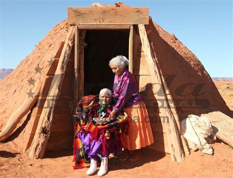 Sahrane Navaho Indijanaca Drnda Internacional pogrebno preduzeće