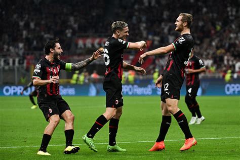 Milan Tottenham Pioli Sorprende Sulla Fascia Le Probabili Formazioni