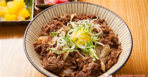 맛과 영양까지 한번에 소고기 가지밥 레시피