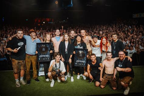 Tream Mit Platin Award F R Lebenslang Ausgezeichnet Onelastpicture