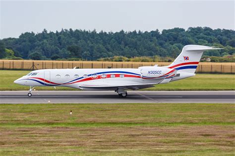걸프스트림 항공 우주 G650er 영국 런던 루튼 공항 Gulfstream Aerospace에 대한 스톡 사진 및 기타 이미지 Gulfstream Aerospace