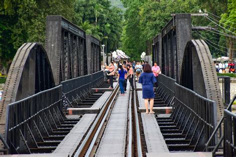 สะพานข้ามแม่น้ำแคว กาญจนบุรี รีวิว