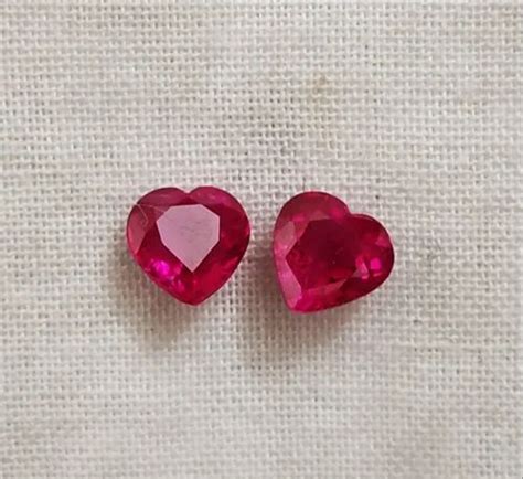0 66 Pink Mozambique Ruby Heart Shape Size 4 0 Mm At Rs 15000 Carat