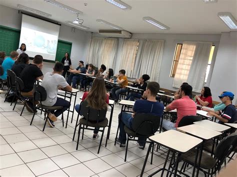 Estudantes Participam De Workshop Sobre Inserção No Mercado De Trabalho