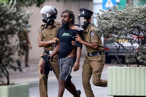 Sri Lanka Hrw Exige Al Gobierno De Sri Lanka Que Revierta Una Ley Que