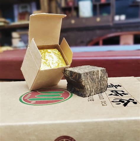 黑茶赵李桥川字老牌子内销标准青砖茶切割小颗粒黑茶2018年砖茶 虎窝淘
