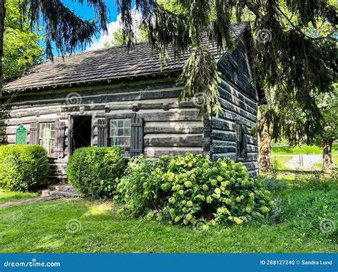 Historic Comstock Cabin In Owosso Michigan Stock Photo Image Of Room