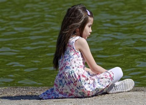 Откриха приемно семейство за битото от майка си момиченце в Перник — Breaking Bg