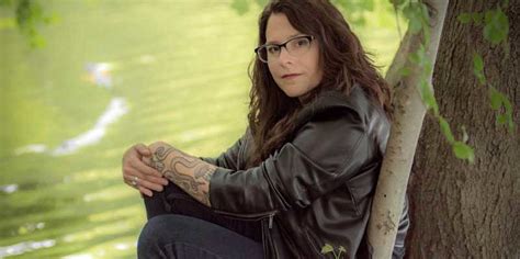 Episode 647 Teen Life In 80s Florida With Author Davida Breier