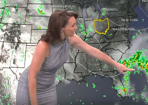 Betsy Kling Rcurvynewswomen