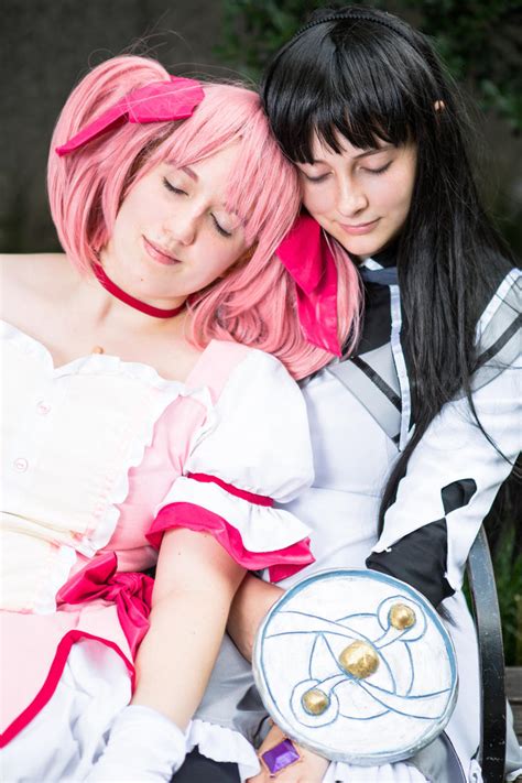 Madoka And Homura You Were My Best Friend By Skyliteyed On Deviantart