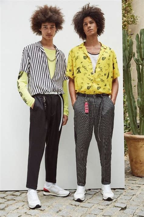 Tendência 27 Looks Camisas de Manga Curta para o Verão Moda